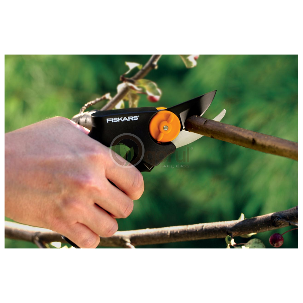 FOARFECA FISKARS pas cu pas PowerGear X PX92 pret 154.88 Lei - Ogorul.ro